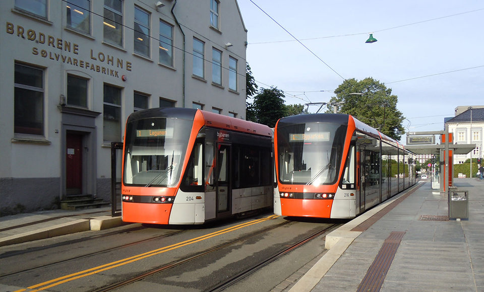 Bybanen i Bergen har ikke 100 % egen trase som hevdet! - Samfunnsmagasinet
